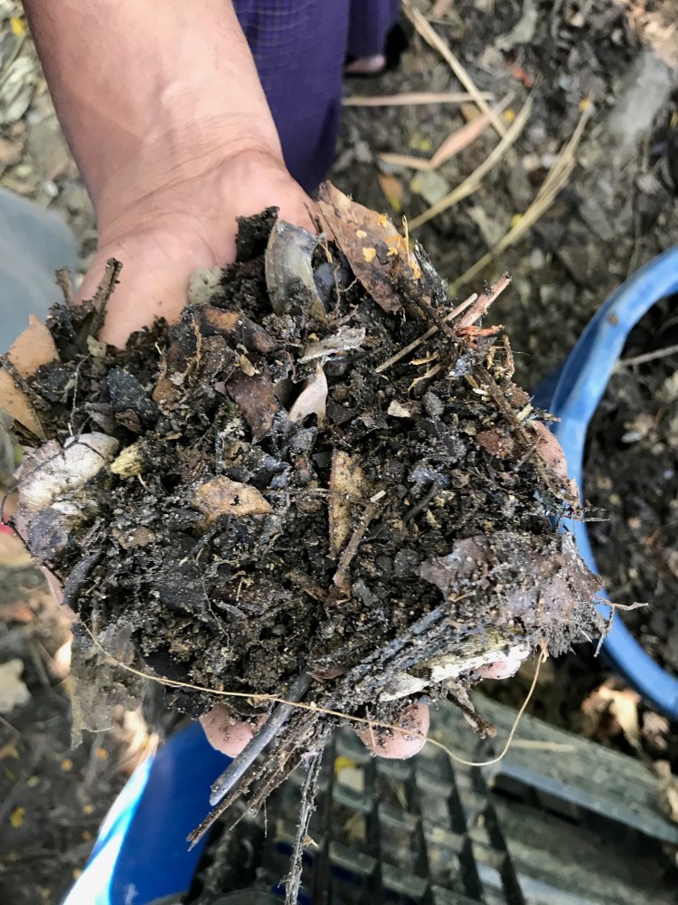 How to build a bokashi compost stack – Bokashi Myanmar